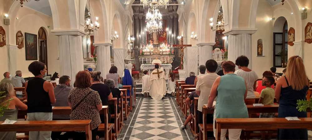 Η Πανήγυρη της Αγίας Δωρεάς - Καθολική Αρχιεπισκοπή Νάξου-Τήνου-Μυκόνου ...